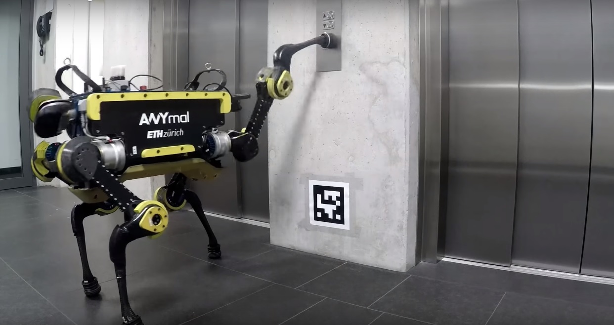 Humanoid Robot Lift