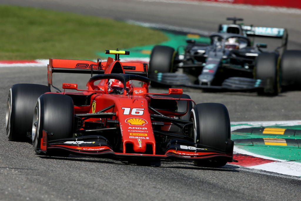 Ezt gondolja Hamilton arról, hogy Leclerc leszorította őt a pályáról ...