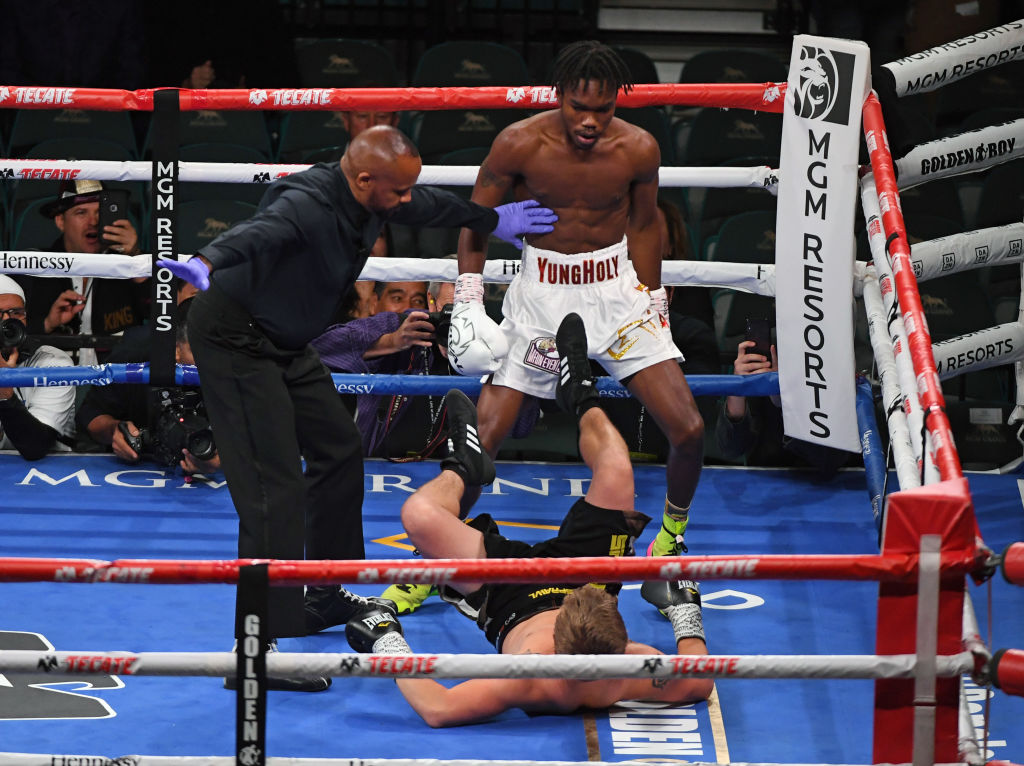 A legendás Holyfield fia villámgyors KO-val mutatkozott be a profik ...