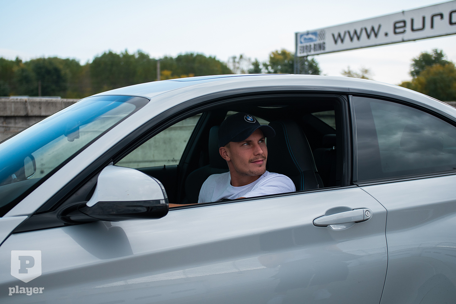 Fucsovics Marci meghajtotta a BMW M2-est - Player.hu