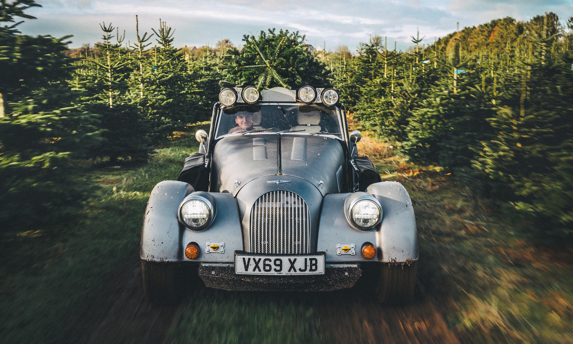 Morgannel még a karácsonyfát szállítani is nagy élmény - Player.hu