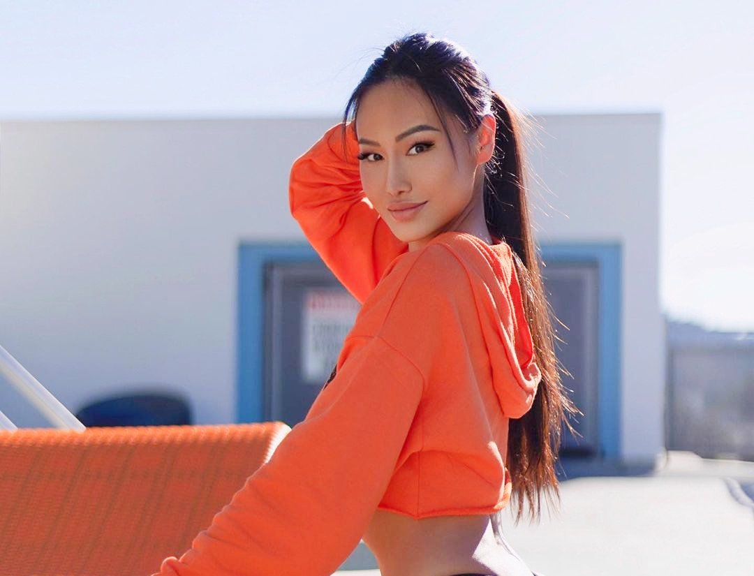 Harminchét országban járt ez a lány, egybe még biztosan meghívnánk ...