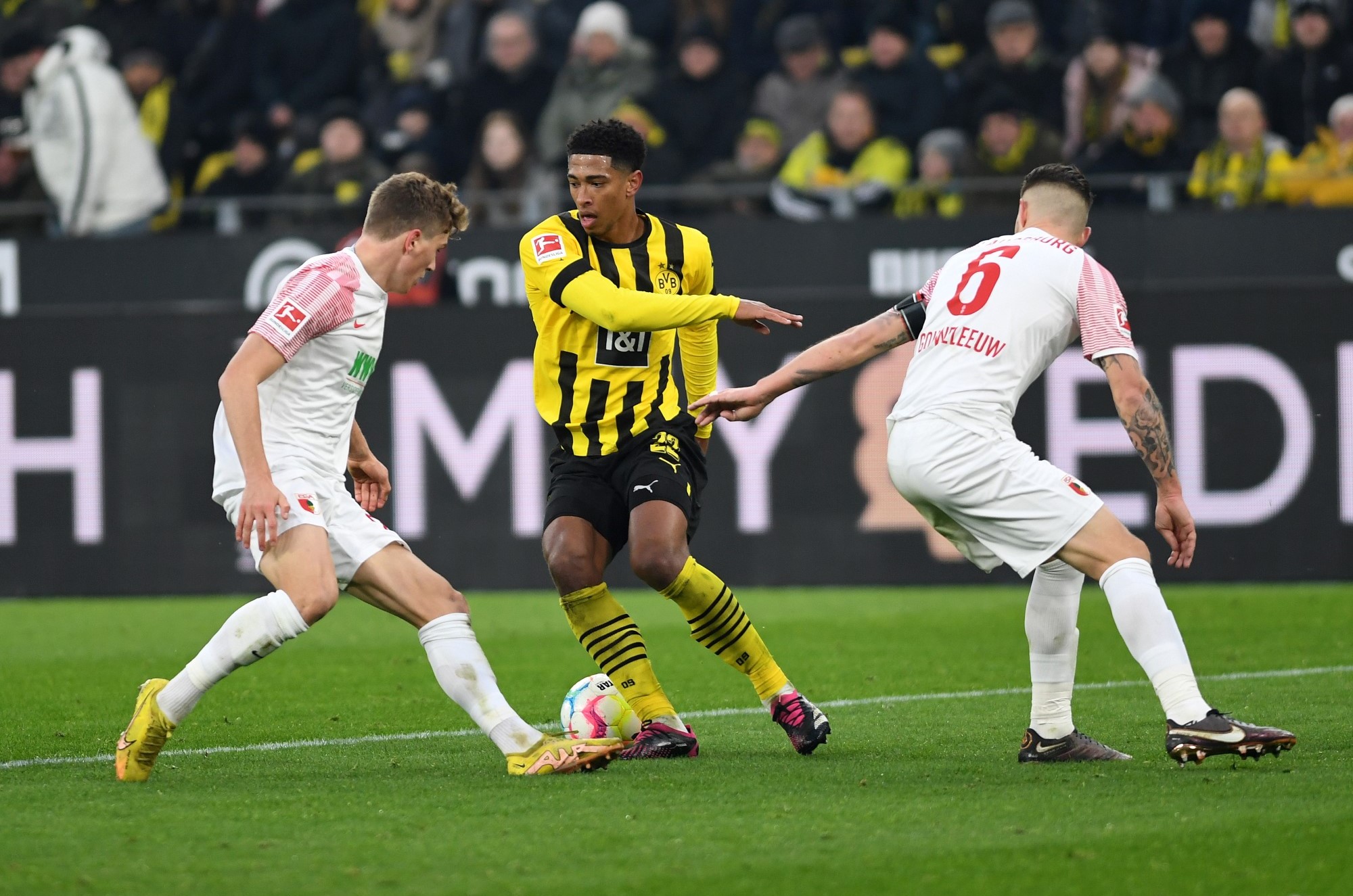 Olyan cselt villantott Bellingham, hogy tátva maradt a szánk - Player.hu