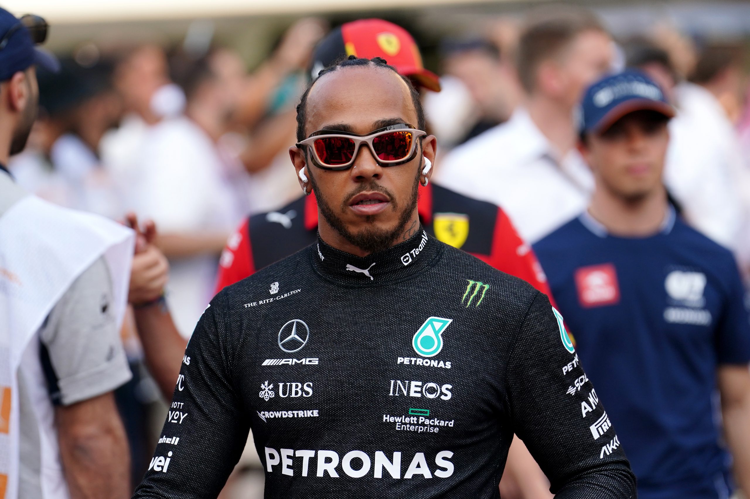 Egyetlen feltétellel igazolná le Lewis Hamiltont a Haas - Player.hu