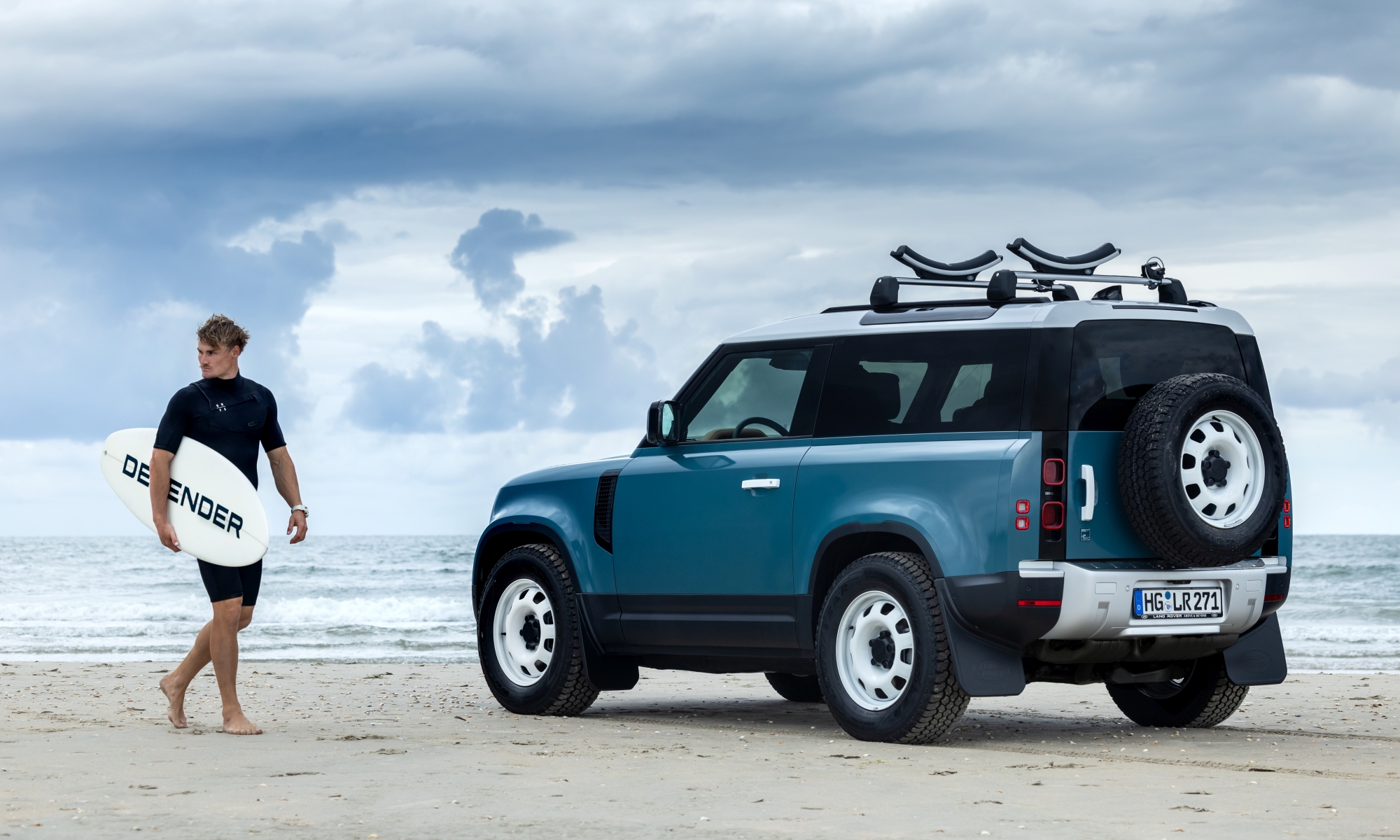 Tengerparti terepjáró a Land Rover Defender Marine Edition - Player.hu