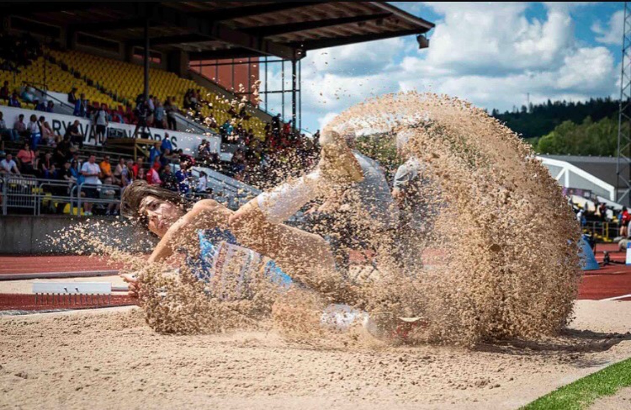 Mutatunk egy olyan videót egy olasz atlétáról, amit egy ideig biztosan ...