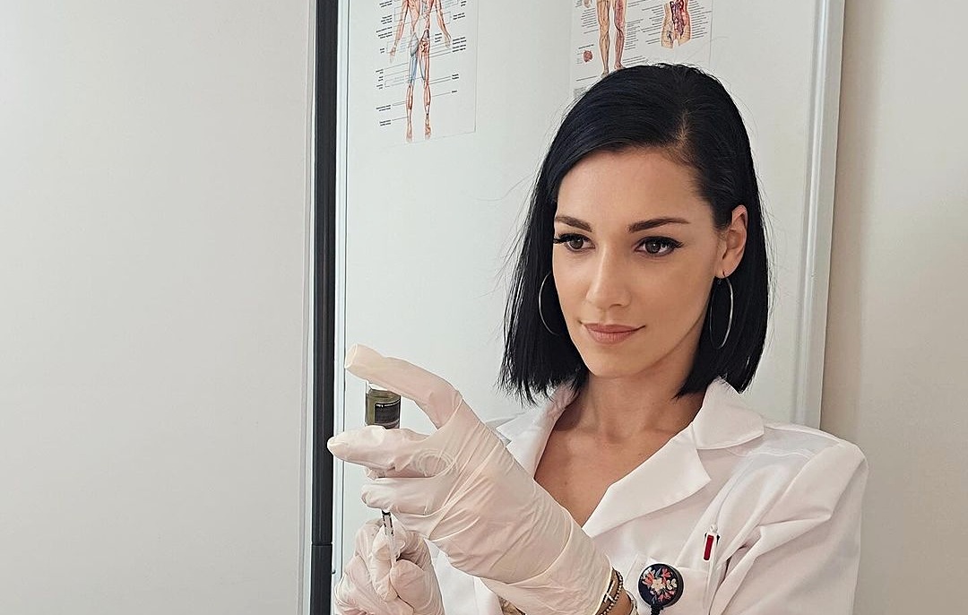 Ott lehetnek a leghosszabb várólisták, ahol ő a nővér - Player.hu