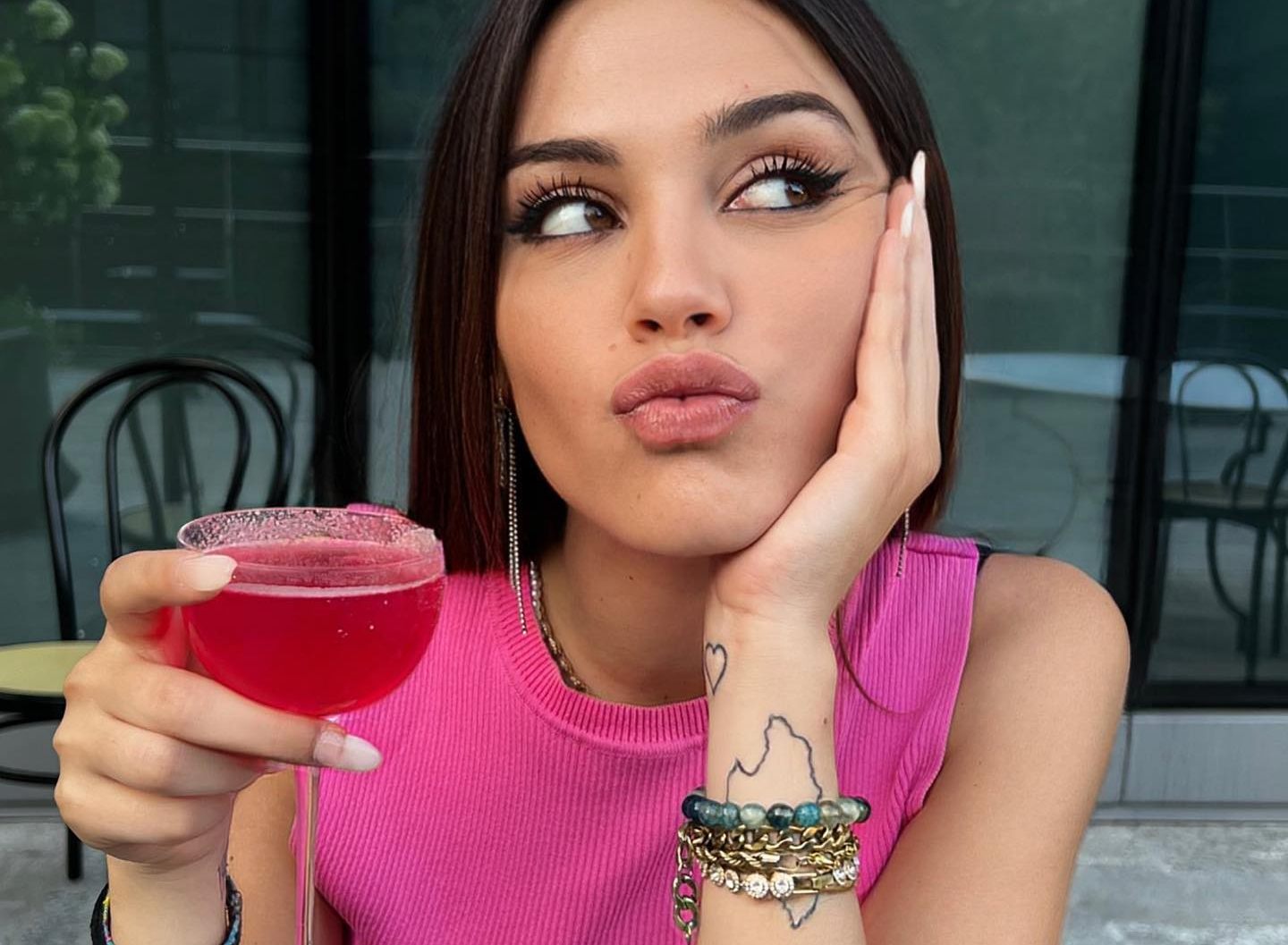 Clarissa kedvéért még 23-án is hajlandók vagyunk sorban állni - Player.hu